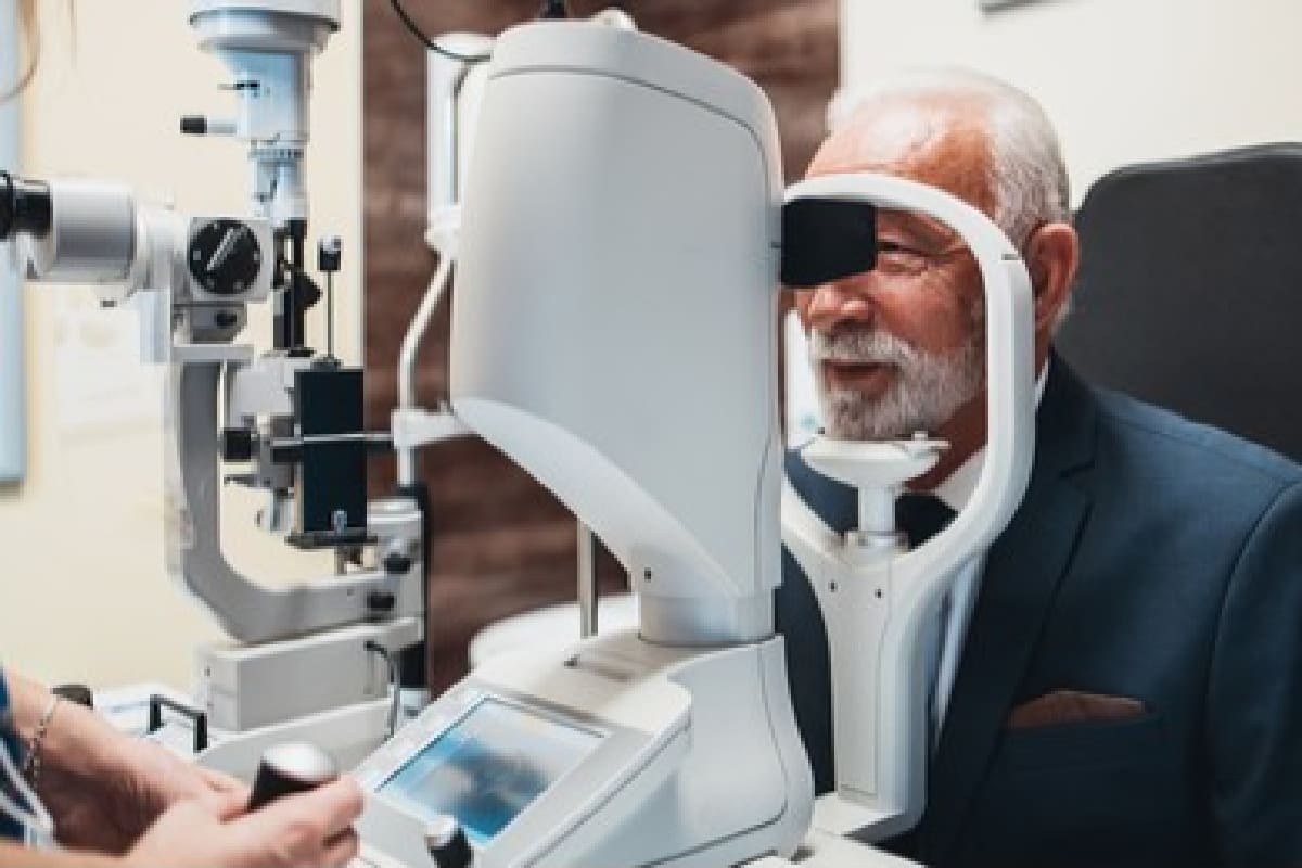 Retinal Stroke (Eye Stroke): Symptoms, Causes & Treatment | MyVision.org Retinal Stroke (Eye Stroke): Symptoms, Causes & Treatment | MyVision.org